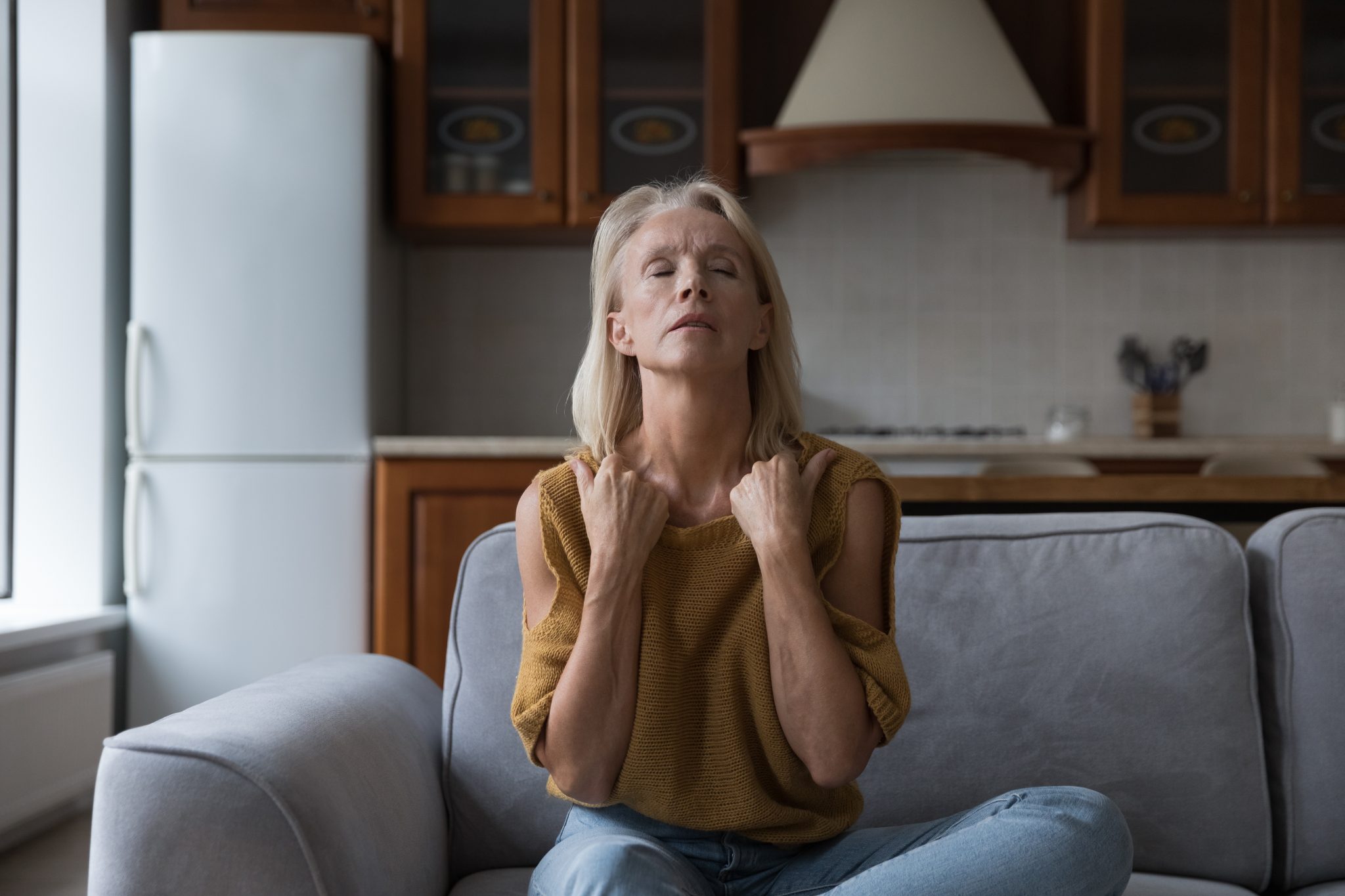 What to Do When Your Neck Hurts While Breathing